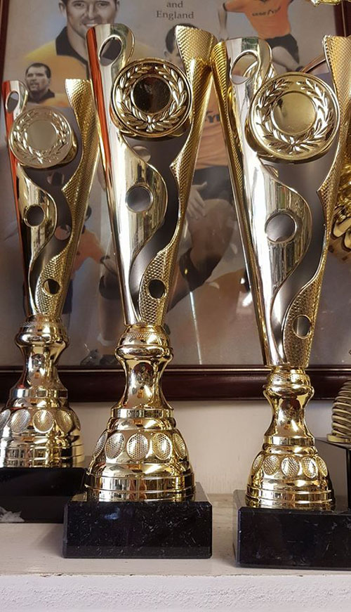 Bespoke trophies specialists - Wolverhampton Trophy Centre